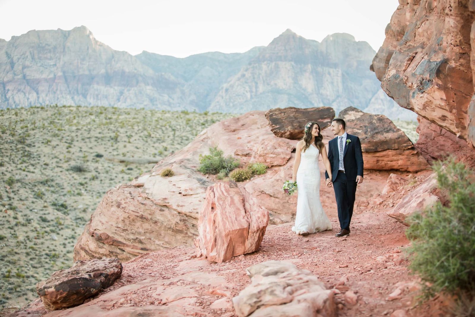 Red Rock Canyon Wedding & Elopement Venue w/Beautiful Overlook